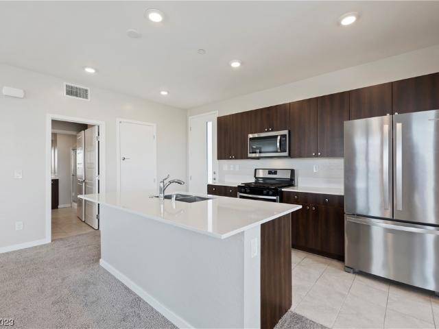 1 BR, 1 BA Apartment 11238 Essence Point Ave, Las Vegas, NV 89135