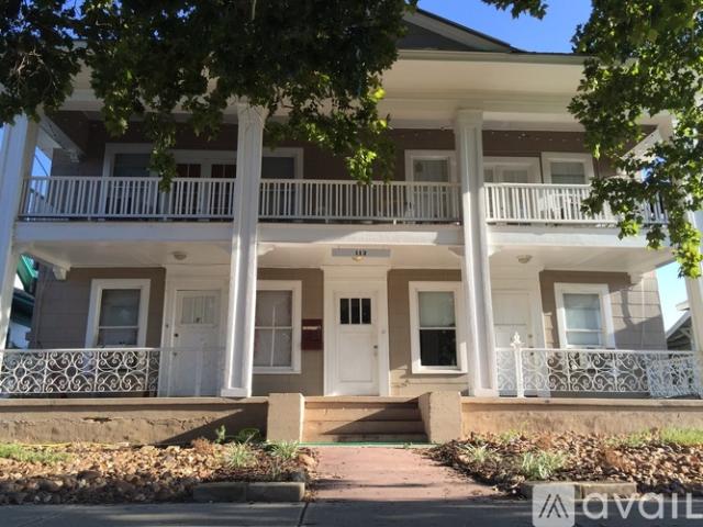 1 BR, 1 BA Apartment 112 E Courtland Pl, Unit 2, San Antonio, TX 78212