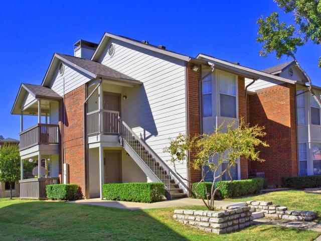 1 BR, 1 BA Apartment 1130 Bear Creek Pkwy Unit 2504, Euless, TX 76039