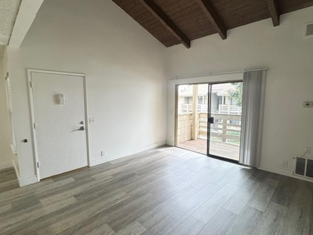 1 BR, 1 BA Apartment 1130 E Alosta Ave, Unit A103, Azusa, CA 91702