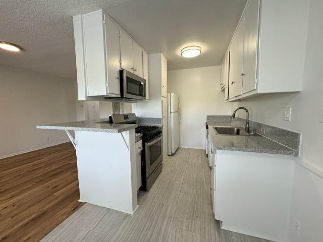 1 BR, 1 BA Apartment 11330 Ohio Avenue Unit 127#10, Los Angeles, CA 90025