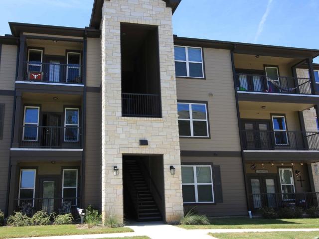1 BR, 1 BA Apartment 1133 Boyd Rd Unit 1 105, Azle, TX 76020