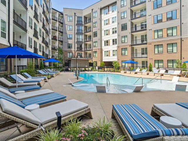 1 BR, 1 BA Apartment 1133 Harding Place Unit 629, Charlotte, NC 28204