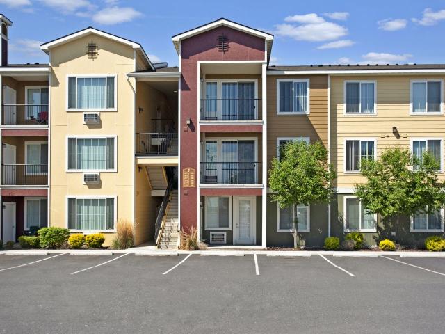 1 BR, 1 BA Apartment 1133 North Grape Drive Unit F307, Moses Lake, WA 98837