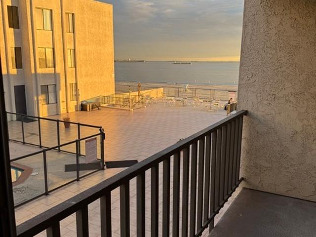 1 BR, 1 BA Apartment 1140 East Ocean Boulevard, Unit 225, Long Beach, CA 90802
