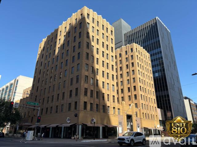 1 BR, 1 BA Apartment 114 West Adams Street, Unit 810, Phoenix, AZ 85003