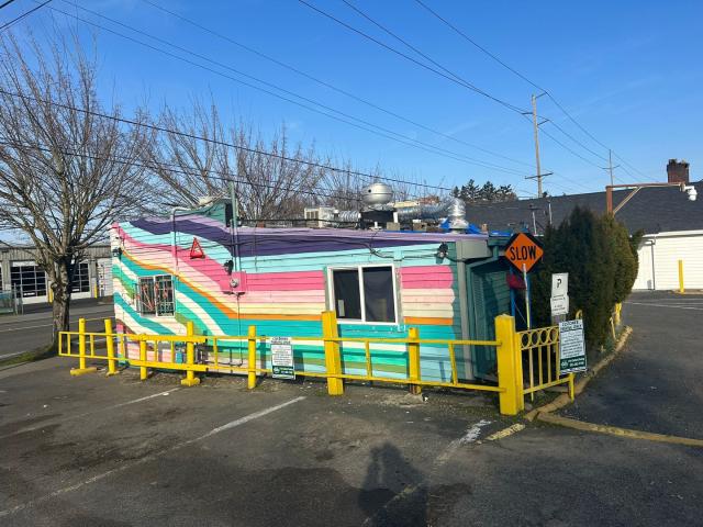 1 BR, 1 BA Apartment 11518 NE Sandy Blvd Portland, OR 97220