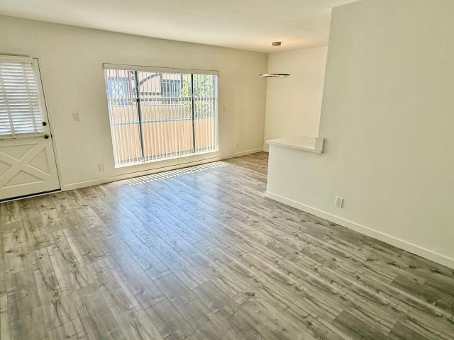 1 BR, 1 BA Apartment 11511 Rochester Ave. Garden Terrace, Los Angeles, CA 90025