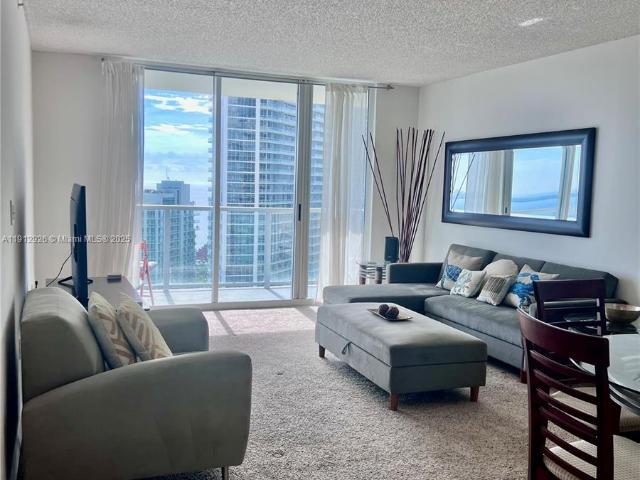 1 BR, 1 BA Apartment 1155 Brickell Bay Drive, Miami, FL 33131
