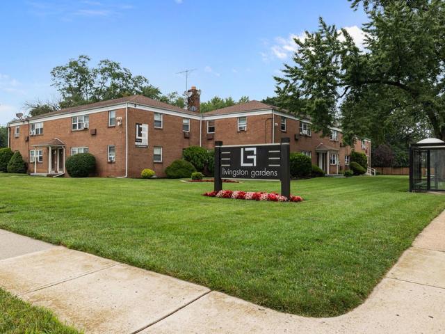 1 BR, 1 BA Apartment 1155 Livingston Avenue Unit 1 bed, 1 bath, $1975, North Brunswick, NJ 08902