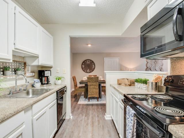 1 BR, 1 BA Apartment 11580 Perkins Road Unit 106, Baton Rouge, LA 70810
