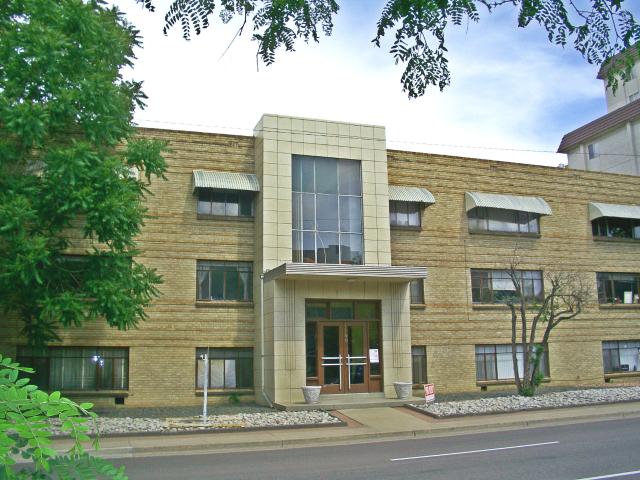 1 BR, 1 BA Apartment 1160 Colorado Blvd, Denver, CO 80206