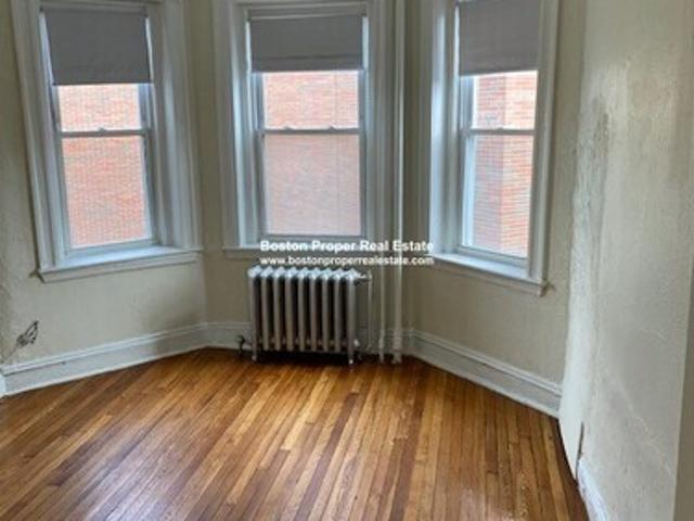 1 BR, 1 BA Apartment 1163 Boylston St, Unit 17, Boston, MA 02215