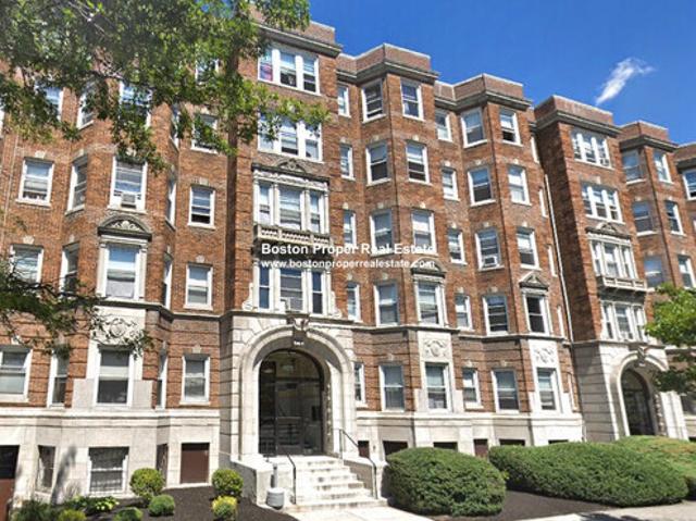 1 BR, 1 BA Apartment 1167 Boylston St, Unit 5, Boston, MA 02215