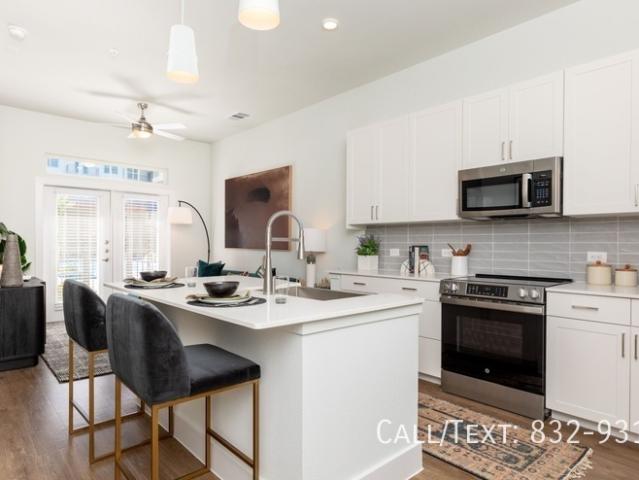 1 BR, 1 BA Apartment 11694 W Airport Blvd,, Meadows Place, TX 77477