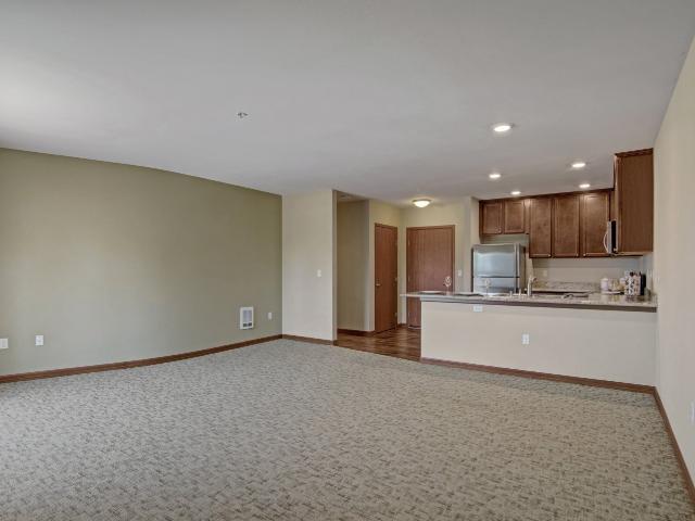 1 BR, 1 BA Apartment 11702 98th Avenue Northeast Unit 417, Kirkland, WA 98034