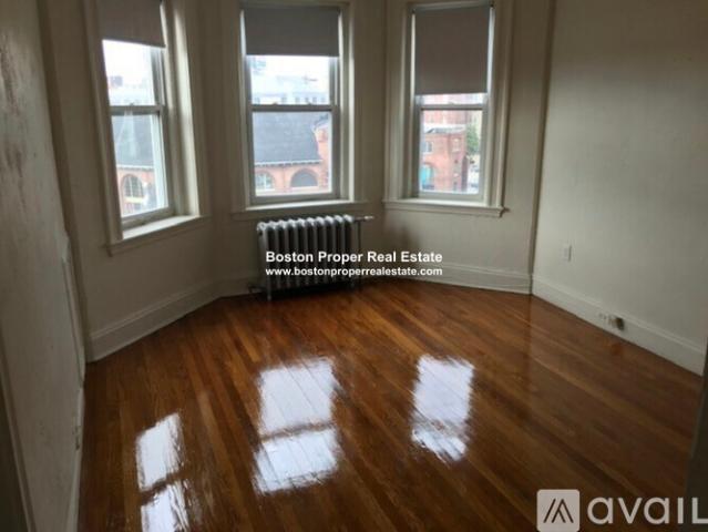 1 BR, 1 BA Apartment 1171 Boylston St, Unit 27, Boston, MA 02215