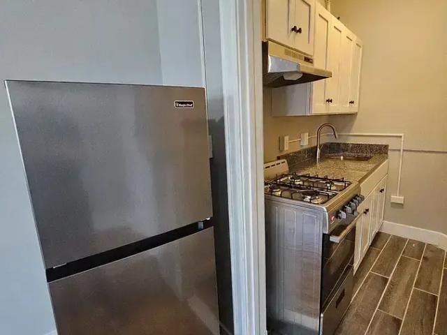 1 BR, 1 BA Apartment 1175 Chapel St, #, New Haven, CT 06511