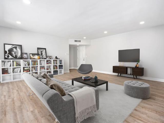 1 BR, 1 BA Apartment 11922 Weddington Street Unit 304, Valley Village, CA 91607