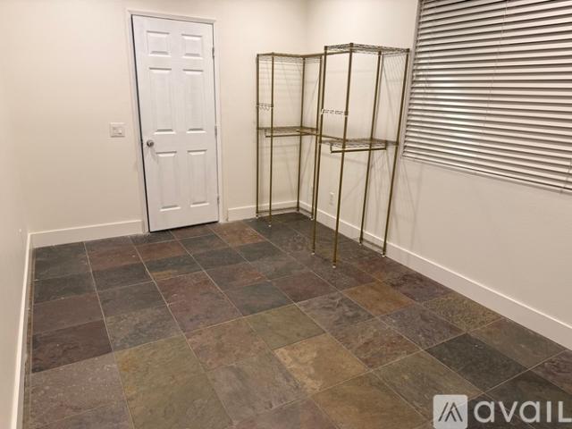 1 BR, 1 BA Apartment 11958 Sunstone Ct, Unit 1 2, Jurupa Valley, CA 91752