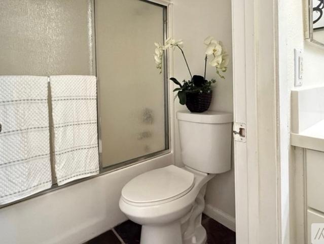 1 BR, 1 BA Apartment 11958 Sunstone Ct, Unit 2 6, Jurupa Valley, CA 91752