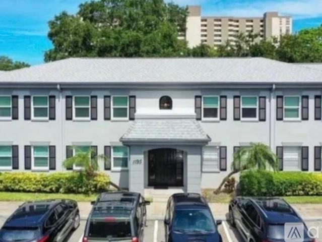 1 BR, 1 BA Apartment 1195 Rue Des Chateaux, Unit 1B, South Pasadena, FL 33707