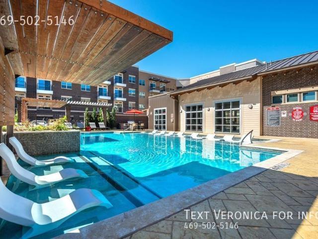 1 BR, 1 BA Apartment 1199 N Broadway Street, Carrollton, TX 75006