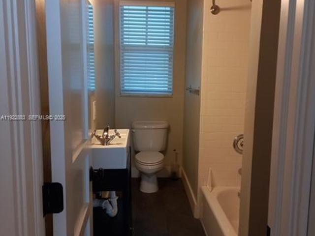 1 BR, 1 BA Apartment 119 Cibao Court, Coral Gables, FL 33134