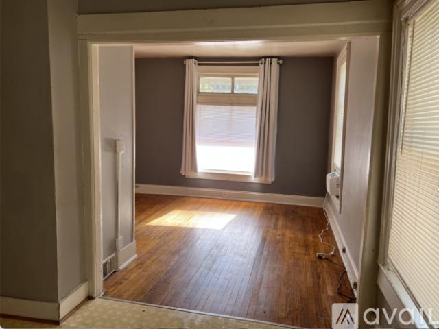 1 BR, 1 BA Apartment 119 N Hamilton St, Unit 2, Ypsilanti, MI 48197