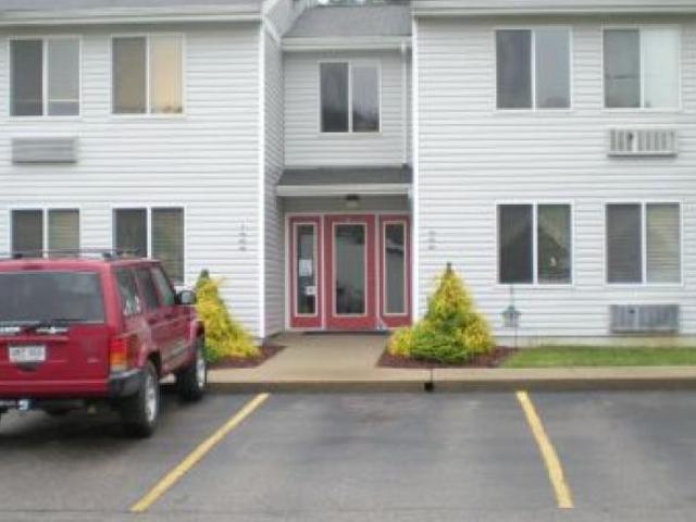1 BR, 1 BA Apartment 11 Edgeview Ln Harrisville, WV 26362