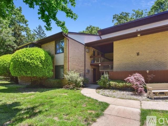 1 BR, 1 BA Apartment 11 Pine Cluster Cir, Unit C, Manalapan Township, NJ 07726