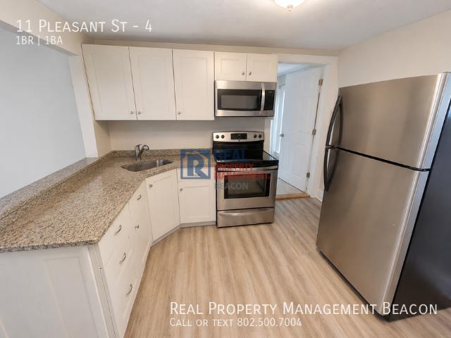 1 BR, 1 BA Apartment 11 Pleasant St, Sunapee, NH 03782