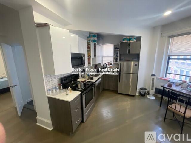 1 BR, 1 BA Apartment 11 Queensberry St, Unit 7, Boston, MA 02215