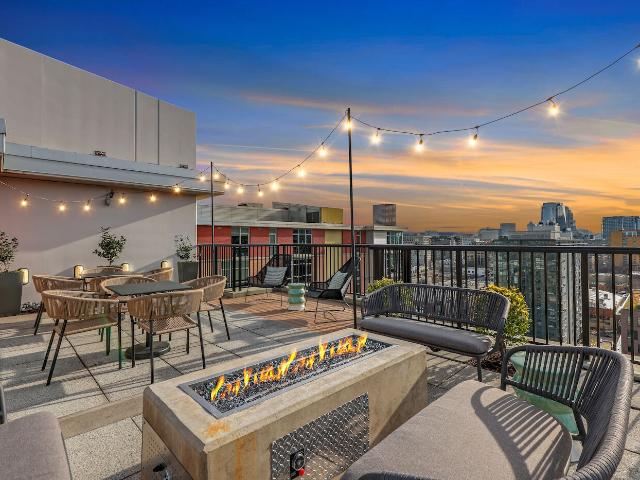 1 BR, 1 BA Apartment 1200 Northwest Marshall Street Unit 0615, Portland, OR 97209
