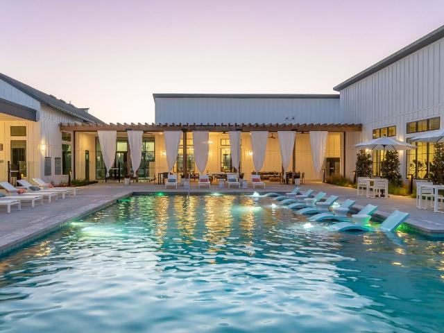 1 BR, 1 BA Apartment 1202 Wolf Cyn Rd, Austin, TX 78628