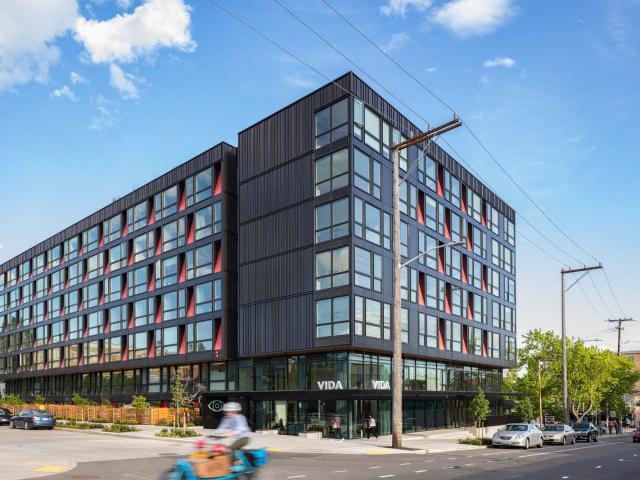 1 BR, 1 BA Apartment 1205 Northeast 66th Street Unit 411, Seattle, WA 98115