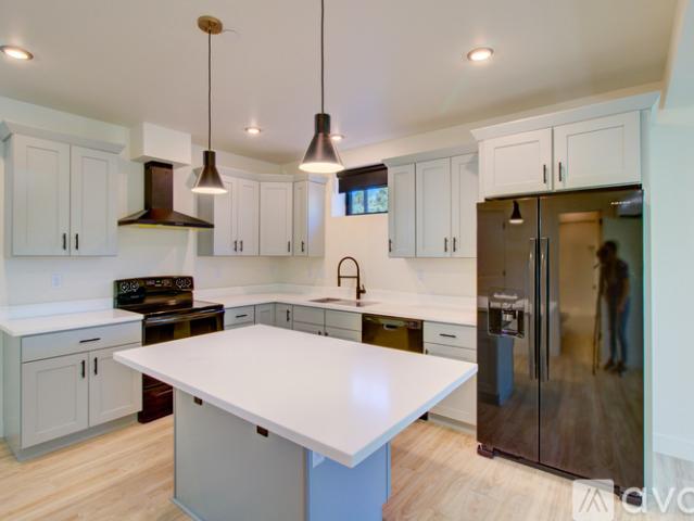 1 BR, 1 BA Apartment 1206 East Jen Drive, Unit 101, Flagstaff, AZ 86001
