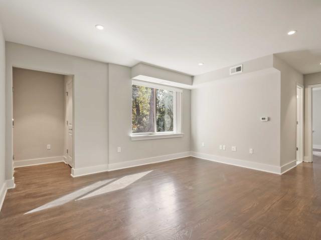 1 BR, 1 BA Apartment 1207 07 Myrtle Avenue Unit 1110 1110 101, Takoma Park, MD 20912