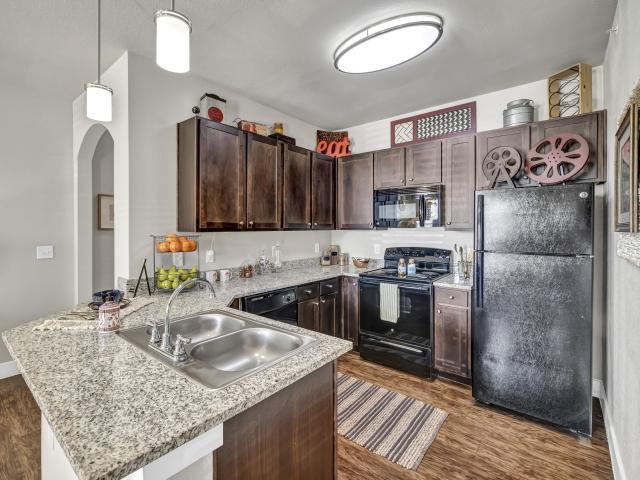 1 BR, 1 BA Apartment 1210 Hunt Ln Unit 16 16307, San Antonio, TX 78251