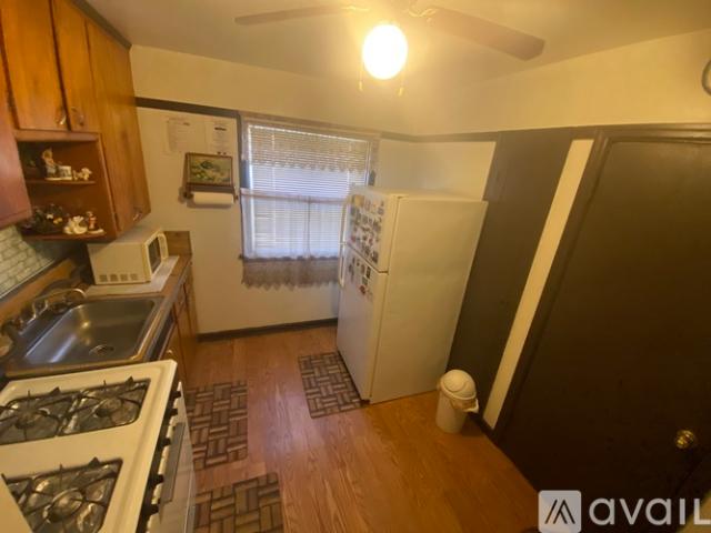 1 BR, 1 BA Apartment 1210 West Hope Avenue, Unit Lower Room A, Milwaukee, WI 53209