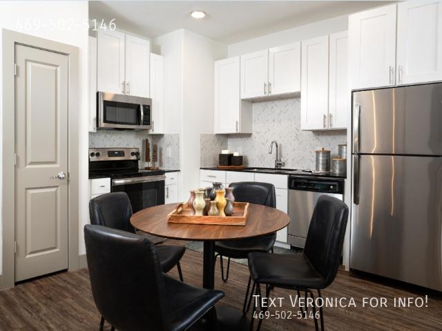 1 BR, 1 BA Apartment 1211 E 5th St, Austin, TX 78702