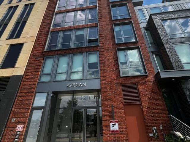 1 BR, 1 BA Apartment 1211 Van St SE, Washington, DC 20003