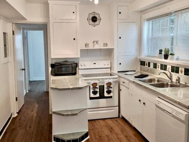 1 BR, 1 BA Apartment 1212 1st Street South, Unit 2, Jacksonville Beach, FL 32250