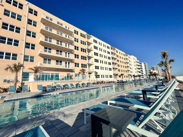 1 BR, 1 BA Apartment 1216 North Atlantic Avenue Unit 104, Daytona Beach, FL 32118