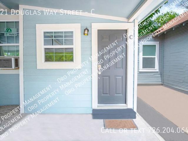 1 BR, 1 BA Apartment 121 Douglas Way Street, San Antonio, TX 78210