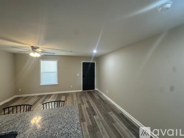 1 BR, 1 BA Apartment 121 Jefferson Avenue West, Unit 4, Carthage, TN 37030