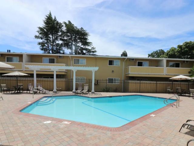 1 BR, 1 BA Apartment 1220 Monument Blvd Unit E02, Concord, CA 94520