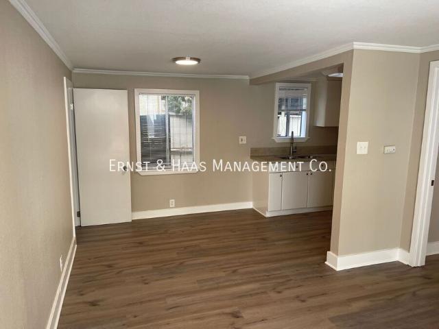 1 BR, 1 BA Apartment 1222 E. Appleton St Long Beach, CA 90802