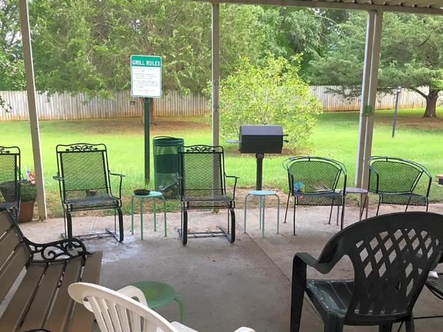 1 BR, 1 BA Apartment 122 Kickapoo Street, Palestine, TX 75803