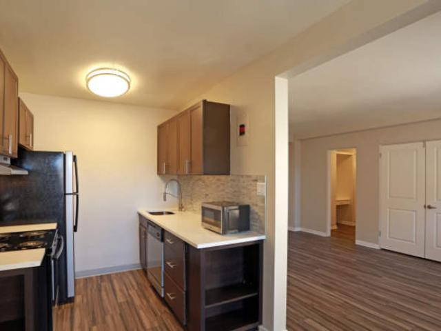 1 BR, 1 BA Apartment 1235 Grant St, Denver, CO 80203